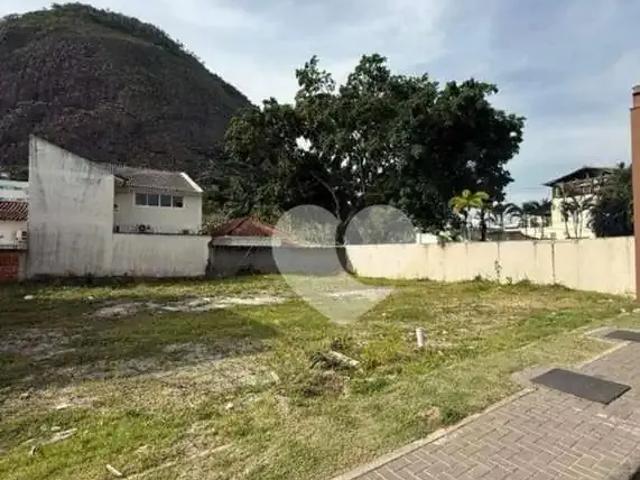 Terreno em Condomínio para Venda em Rio de Janeiro/RJ Vargem Pequena
