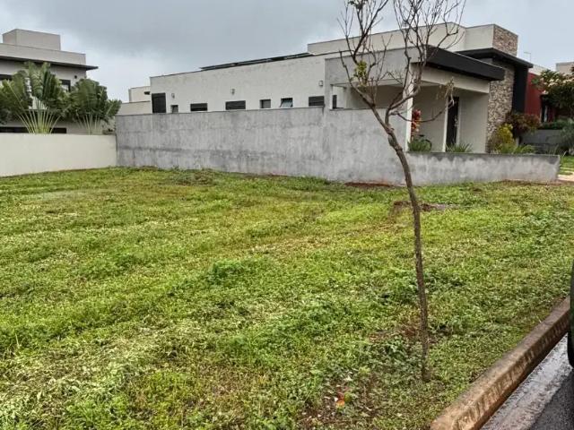 Terreno em Condomínio para Venda em Ribeirão Preto/SP Portal da Mata