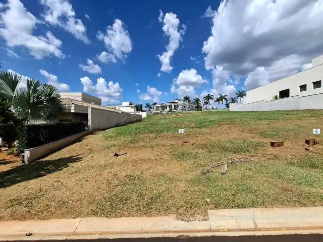 Terreno em Condomínio para Venda em Ribeirão Preto/SP Residencial Alto do Castelo