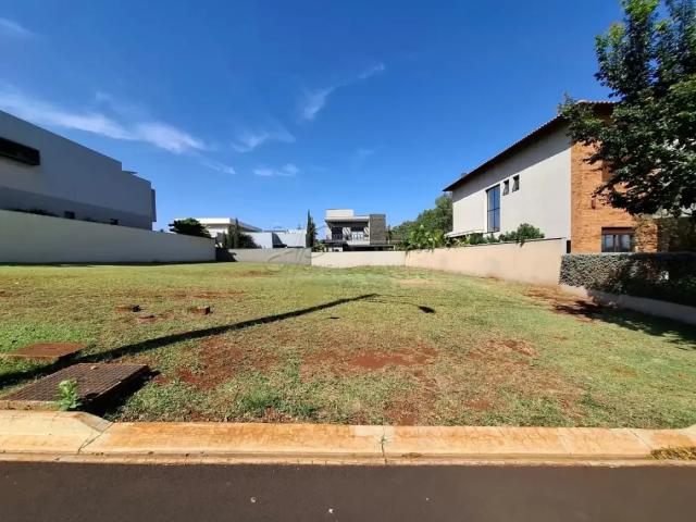 Terreno em Condomínio para Venda em Ribeirão Preto/SP Residencial Alto do Castelo