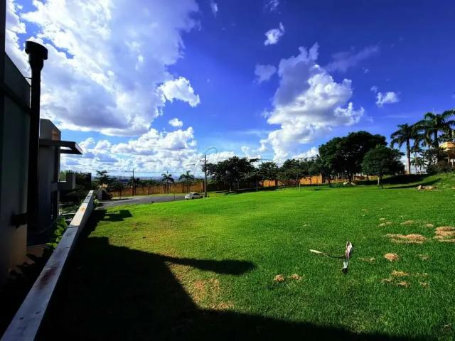 Terreno em Condomínio para Venda em Ribeirão Preto/SP Residencial Alto do Castelo