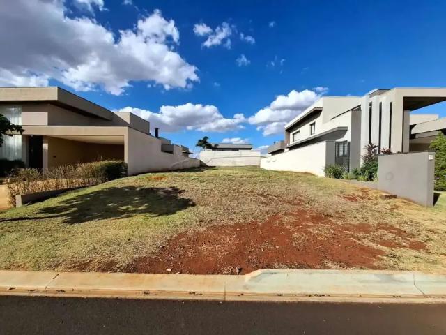 Terreno em Condomínio para Venda em Ribeirão Preto/SP Residencial Alto do Castelo