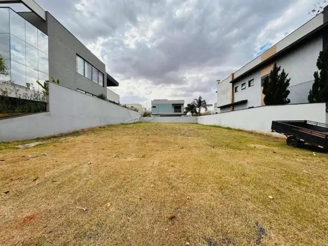 Terreno em Condomínio para Venda em Ribeirão Preto/SP Alphaville
