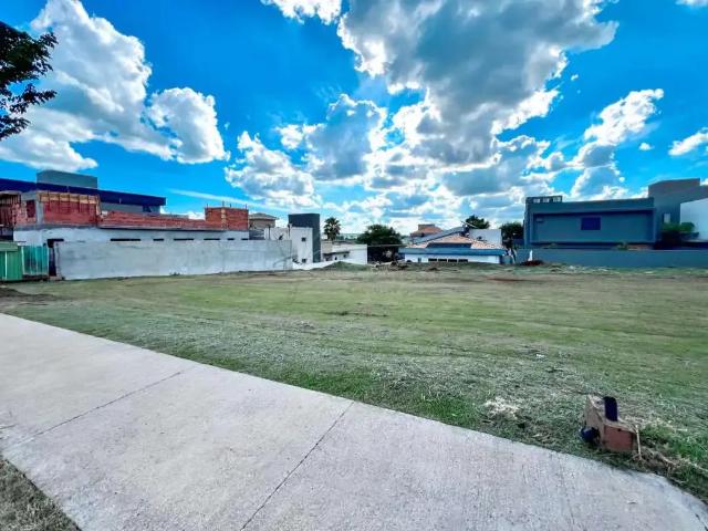 Terreno em Condomínio para Venda em Ribeirão Preto/SP Vila do Golf