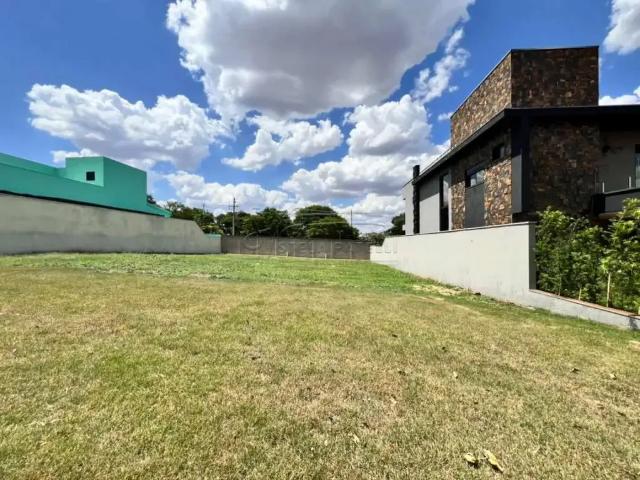 Terreno em Condomínio para Venda em Ribeirão Preto/SP Vila do Golf