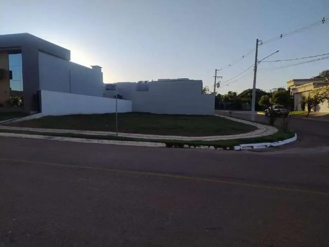 Terreno em Condomínio para Venda em Rondonópolis/MT Residencial Villa Toscana