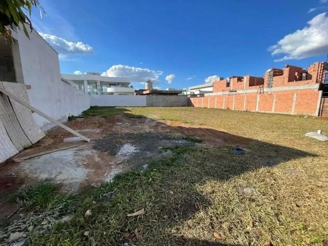 Terreno em Condomínio para Venda em São Carlos/SP Condomínio Village Damha IV