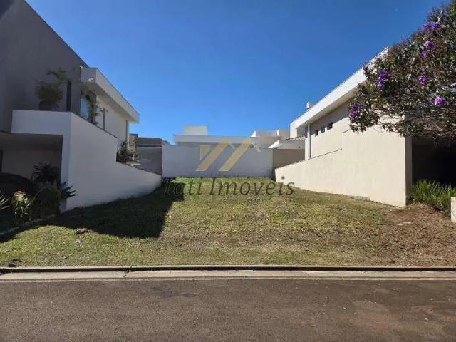 Terreno em Condomínio para Venda em São Carlos/SP Condomínio Village Damha III