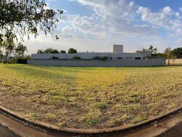 Terreno em Condomínio para Venda em São Carlos/SP Água Vermelha