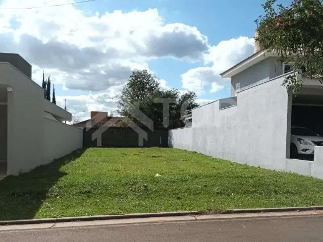 Terreno em Condomínio para Venda em São Carlos/SP Jardim Jóckei Club A