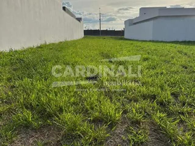 Terreno em Condomínio para Venda em São Carlos/SP Jardim Jóckei Club A