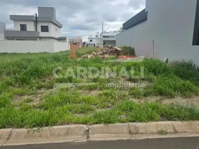 Terreno em Condomínio para Venda em São Carlos/SP Jardim Jóckei Club A
