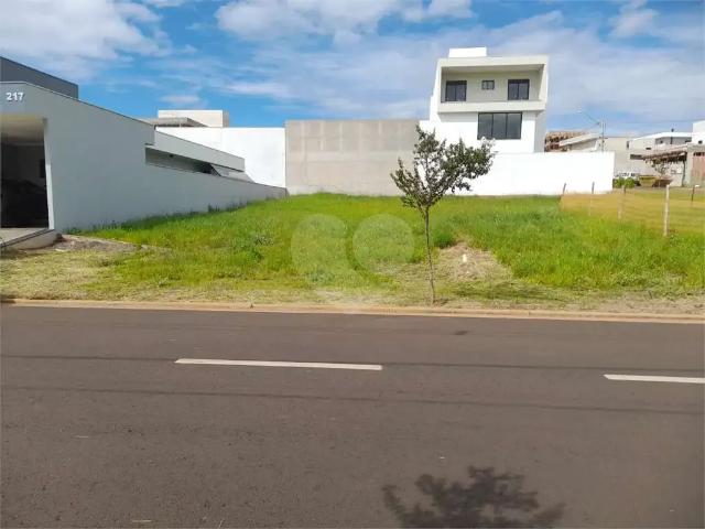 Terreno em Condomínio para Venda em São Carlos/SP Parque Faber Castell I