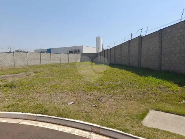 Terreno em Condomínio para Venda em São Carlos/SP Parque Faber Castell II