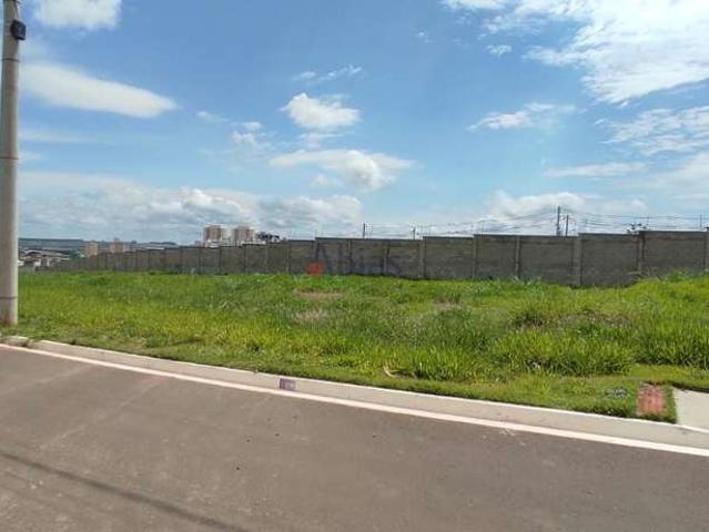 Terreno em Condomínio para Venda em São Carlos/SP Parque Faber Castell II