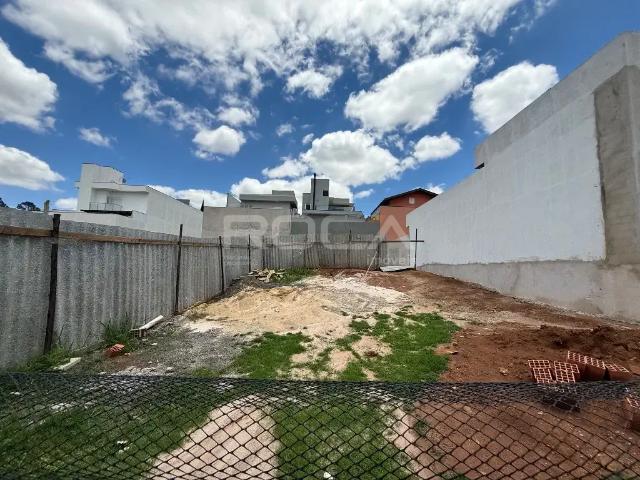 Terreno em Condomínio para Venda em São Carlos/SP Parque Sisi