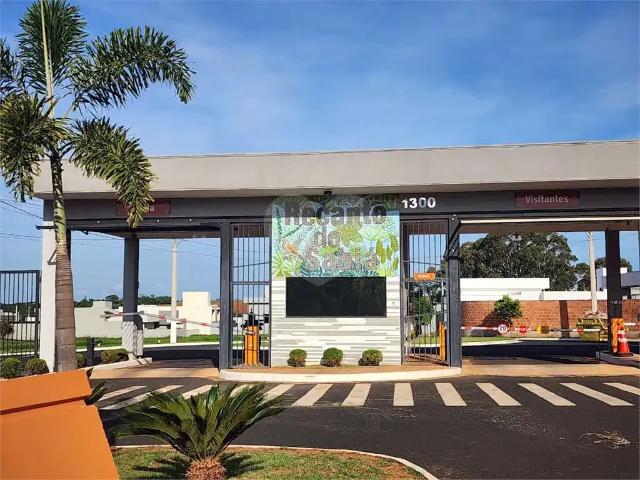 Terreno em Condomínio para Venda em São Carlos/SP Residencial Samambaia