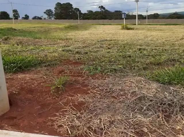 Terreno em Condomínio para Venda em São Carlos/SP Residencial Samambaia