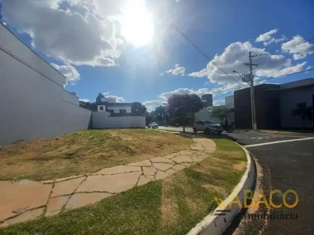 Terreno em Condomínio para Venda em São Carlos/SP Residencial Samambaia