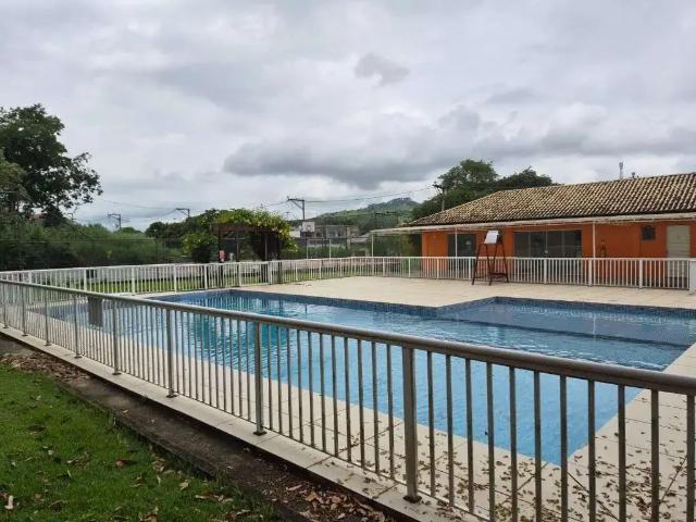 Terreno em Condomínio para Venda em São Gonçalo/RJ Ipiíba