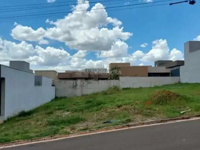 Terreno em Condomínio para Venda em São José do Rio Preto/SP Residencial Maria Júlia