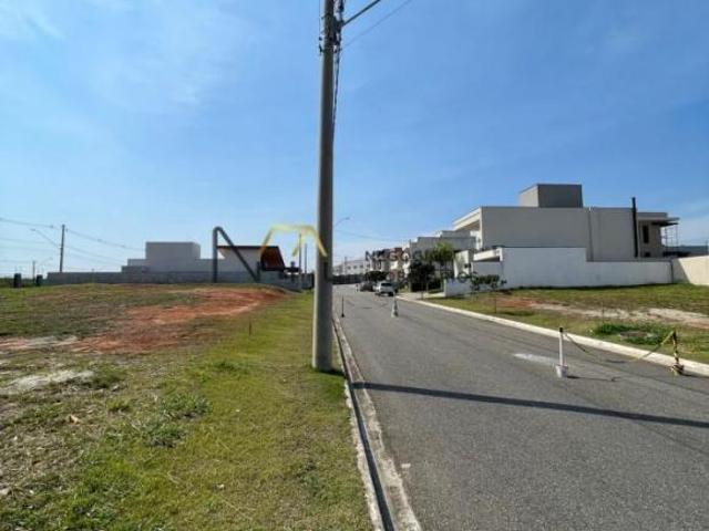 Terreno em Condomínio para Venda em São José dos Campos, Loteamento Floresta