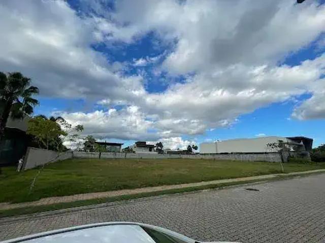 Terreno em Condomínio para Venda em São José dos Campos/SP Condomínio Chácara Serimbura