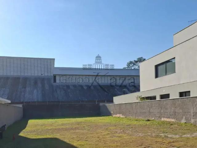 Terreno em Condomínio para Venda em São José dos Campos/SP Condomínio Loteamento Reserva das Figueiras