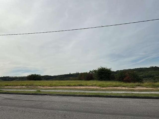 Terreno em Condomínio para Venda em São José dos Campos/SP Condomínio Recanto da Baronesa