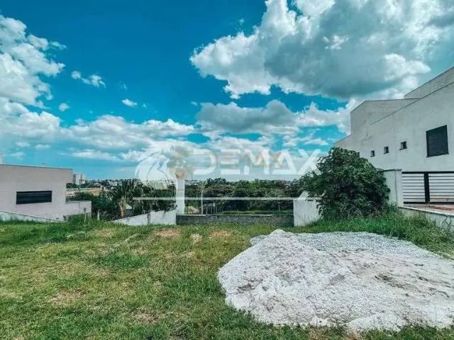 Terreno em Condomínio para Venda em São José dos Campos/SP Condomínio Reserva do Paratehy