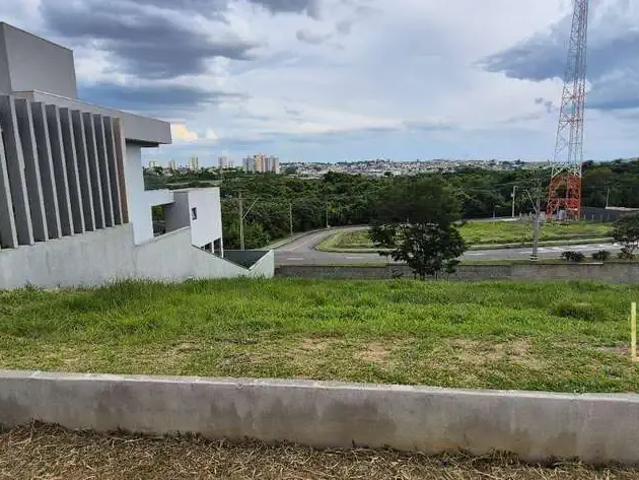Terreno em Condomínio para Venda em São José dos Campos/SP Condomínio Reserva do Paratehy