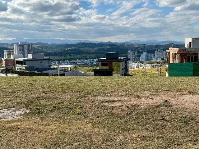 Terreno em Condomínio para Venda em São José dos Campos/SP Condomínio Residencial Alphaville