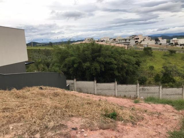 Terreno em Condomínio para Venda em São José dos Campos/SP Condomínio Residencial Alphaville