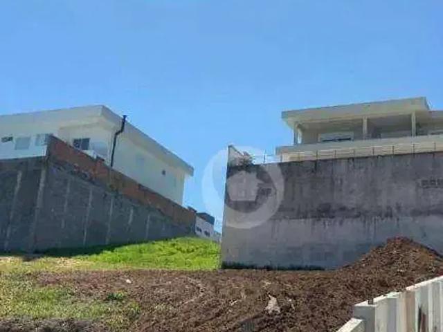 Terreno em Condomínio para Venda em São José dos Campos/SP Condomínio Residencial Jaguary