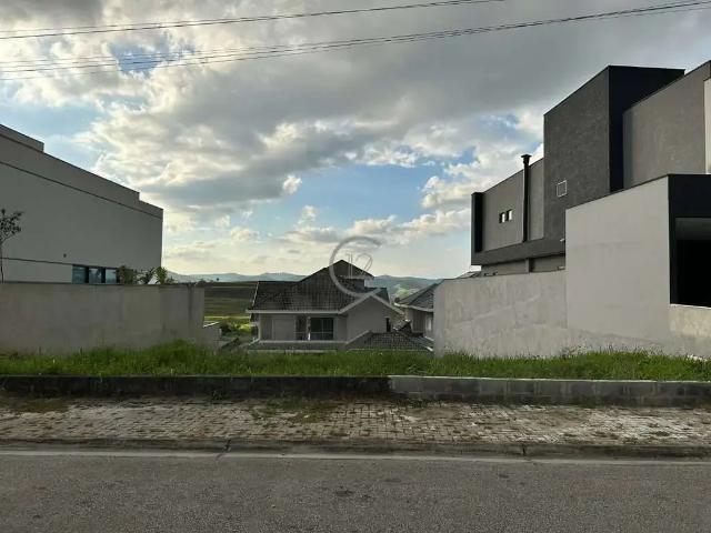 Terreno em Condomínio para Venda em São José dos Campos/SP Condomínio Residencial Jaguary