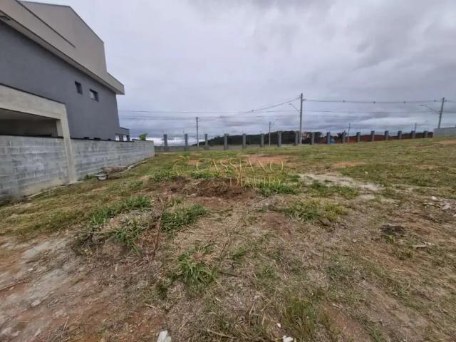 Terreno em Condomínio para Venda em São José dos Campos/SP Floresta