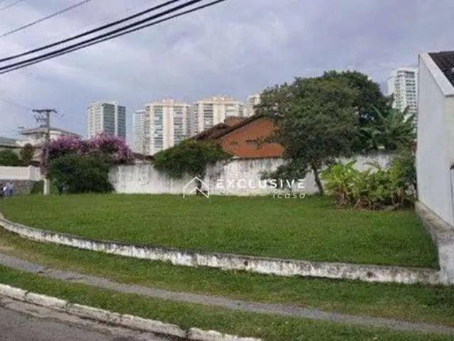Terreno em Condomínio para Venda em São José dos Campos/SP Jardim das Colinas