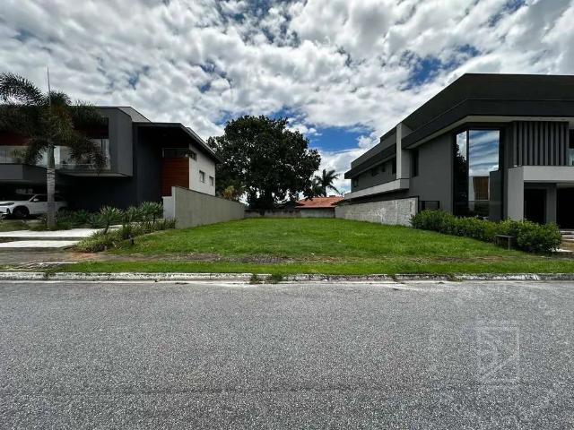 Terreno em Condomínio para Venda em São José dos Campos/SP Jardim do Golfe