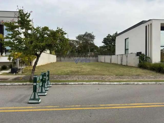 Terreno em Condomínio para Venda em São José dos Campos/SP Jardim do Golfe