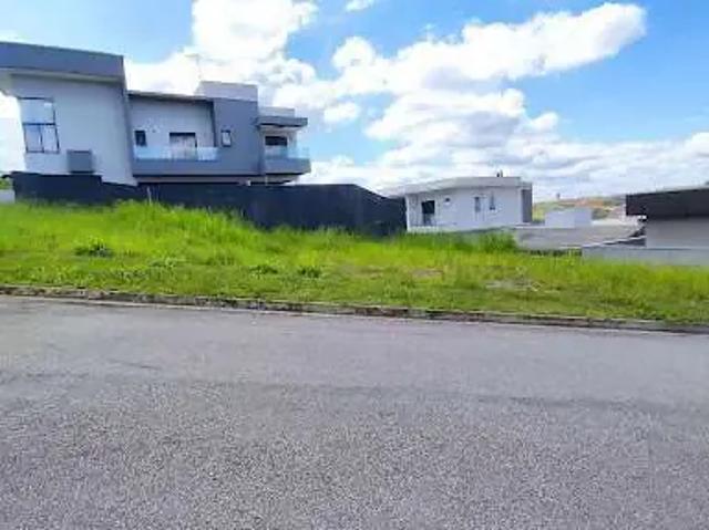 Terreno em Condomínio para Venda em São José dos Campos/SP Loteamento Verana