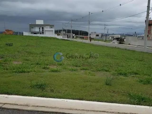 Terreno em Condomínio para Venda em São José dos Campos/SP Loteamento Floresta