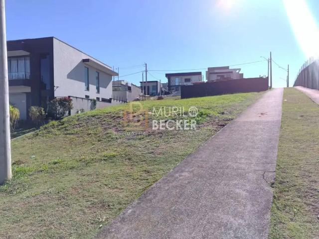 Terreno em Condomínio para Venda em São José dos Campos/SP Loteamento Floresta