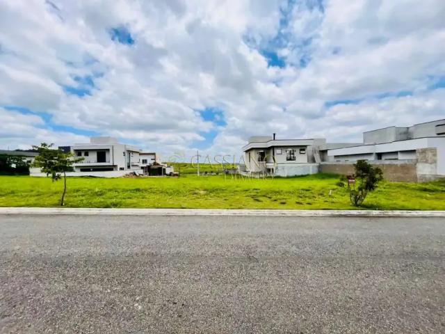 Terreno em Condomínio para Venda em São José dos Campos/SP Loteamento Floresta