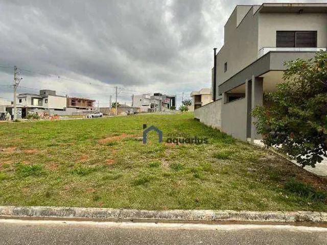 Terreno em Condomínio para Venda em São José dos Campos/SP Loteamento Floresta