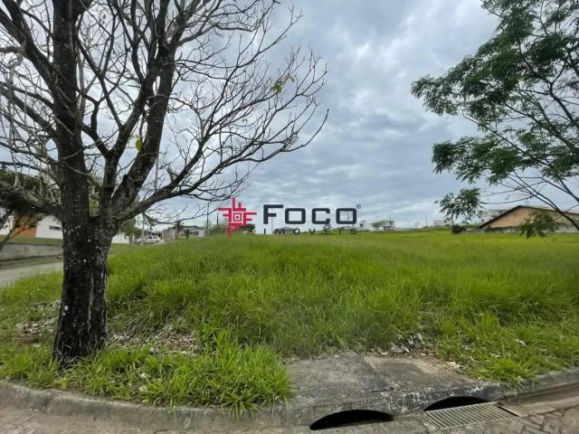 Terreno em Condomínio para Venda em São José dos Campos/SP Santana