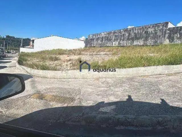 Terreno em Condomínio para Venda em São José dos Campos/SP Portal dos Passaros