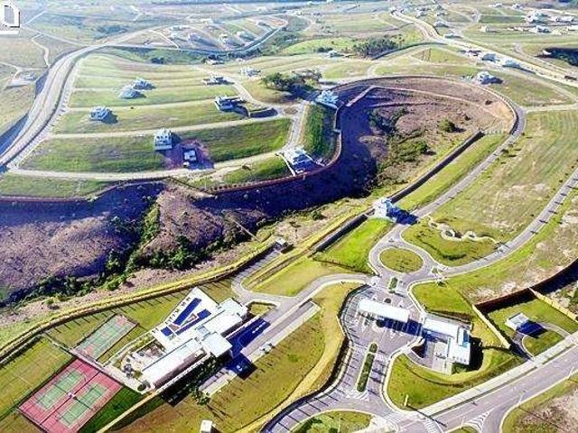 Terreno em Condomínio para Venda em São José dos Campos/SP Urbanova