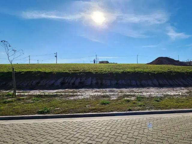 Terreno em Condomínio para Venda em São José dos Campos/SP Urbanova
