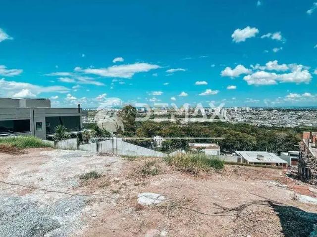 Terreno em Condomínio para Venda em São José dos Campos/SP Urbanova