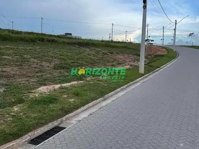 Terreno em Condomínio para Venda em São José dos Campos/SP Urbanova